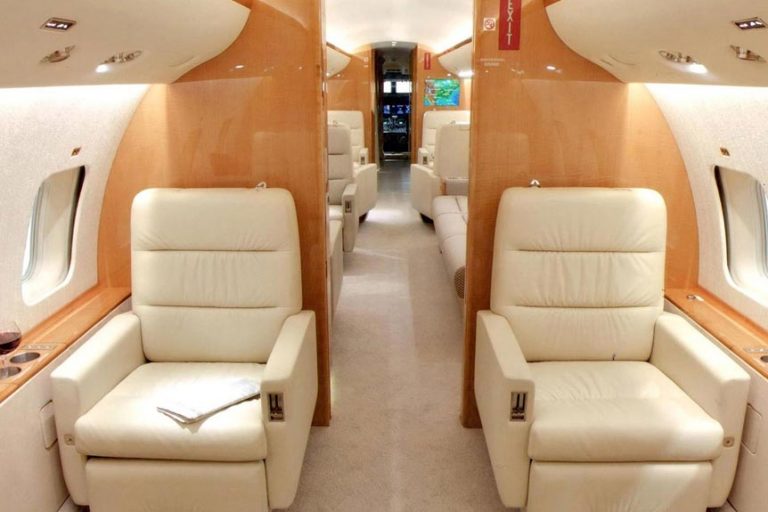 The Bombardier Global Express: A Quietly Impressive Business Jet - Flex ...