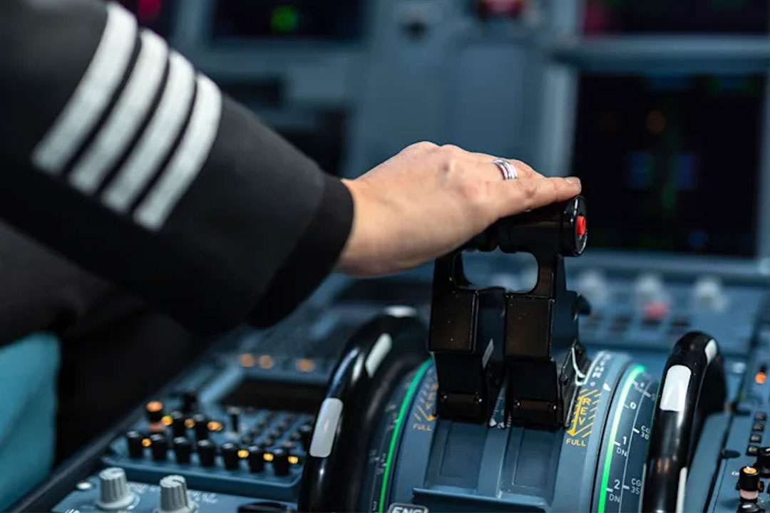 Boeing 747-8 vs. Airbus A380: Who Really Rules the Skies in Size and ...